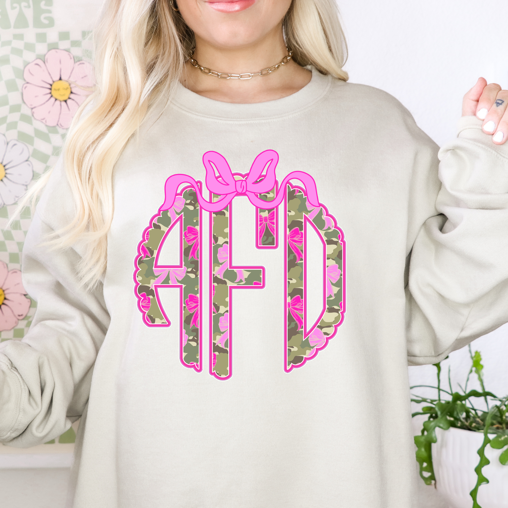Pink Camo Coquette Bow - Custom Monogram Transfer – Classy Crafts
